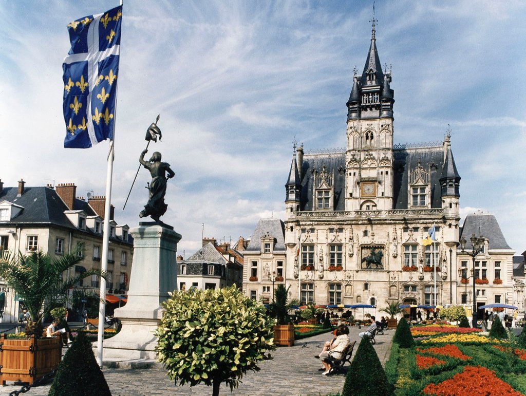 Voyage à Compiègne – Site officiel de l'AJILS